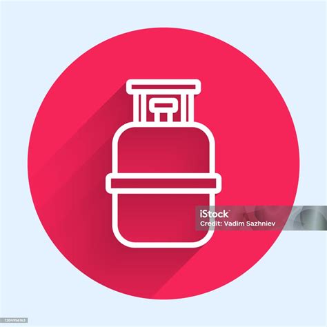 긴 그림자로 격리 된 화이트 라인 프로판 가스 탱크 아이콘 인화성 가스 탱크 아이콘 빨간색 원 버튼입니다 벡터 액화 석유 가스에 대한 스톡 벡터 아트 및 기타 이미지