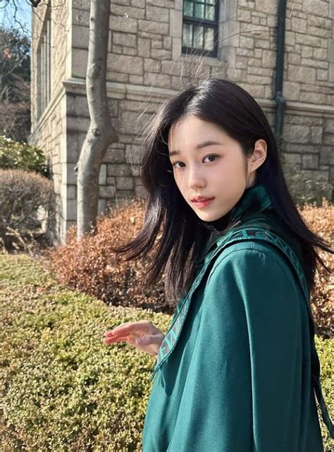‘이대 나온 여자 노윤서 졸업식 사진 인증 엄친딸 정석이네