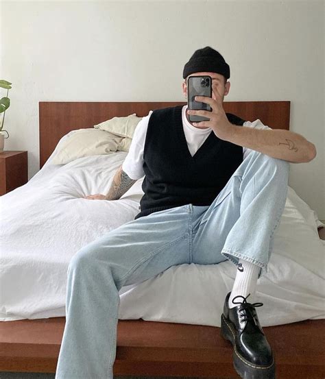 Arriba 88 Imagen Mens Sweater Vest Outfit Ideas Abzlocalmx