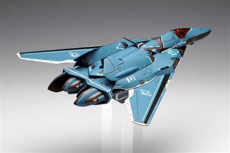 Wave Macross Frontier VF 171 Nightmare Plus General Model 1 72