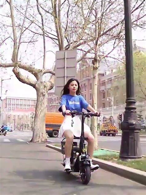 접이식 미니 전기자전거 스쿠터 전기오토바이 출퇴근용 자전거 Youtube