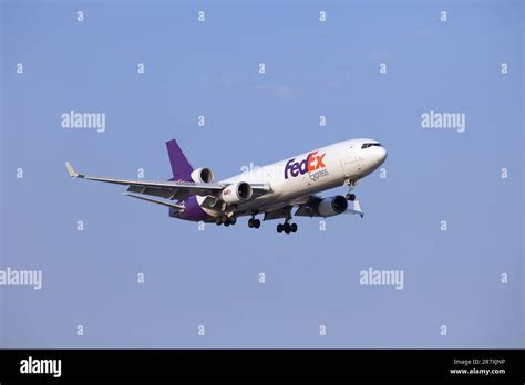FedEx MD11 Freighter N586FE Landing At Pearson Airport Toronto On