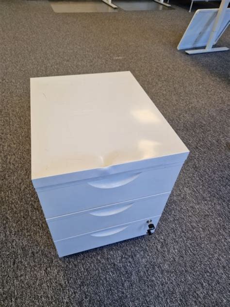 Ikea Ladičar Erik Bijeli Metalni Svinuta Gornja Ploha