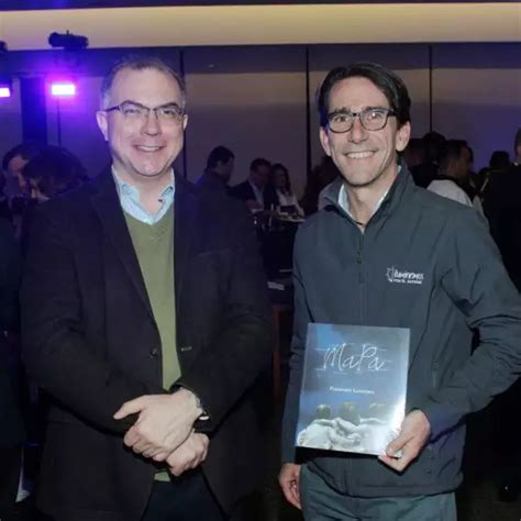 Acompañamos A Fernando Landeros En La Presentación De Su Libro Mapa