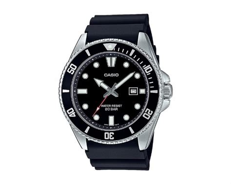 ベストセラー1位の大人気スニーカー！【ニューバランス】のスニーカーがamazonでプライスダウン！｜ウォーカープラス