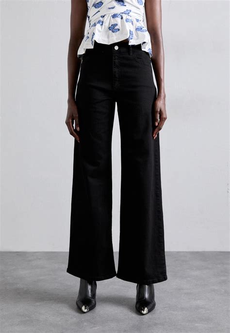 Baum Und Pferdgarten Nicette Jeans Relaxed Fit Black Denim Zalando Dk