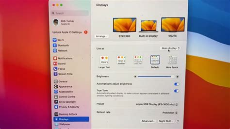How To Use Dual Monitors With MacBook