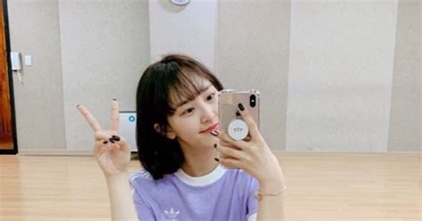청하 여동생 그룹 밴디트 정우 사랑스러움 가득한 연습실 셀카 Sns★컷