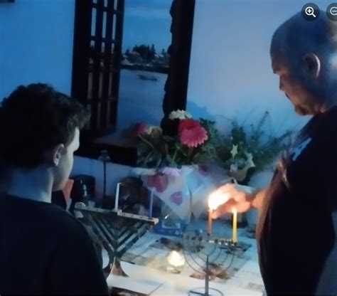 Whats Right With Christmas By Aaron Hecht Tabernacle Of David