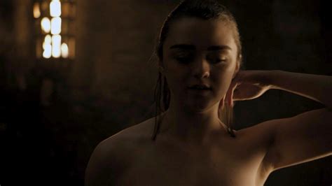 Maisie Williams Arya Stark S Sex Scene From Game Of Thrones S E Brightened R