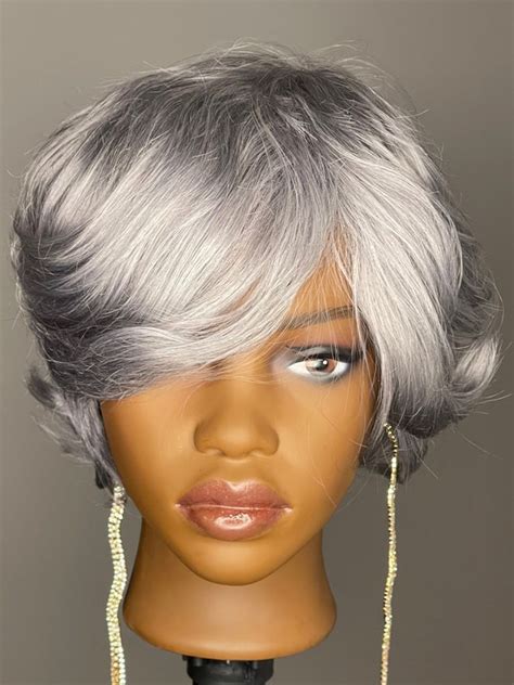 15 Stunning Platinum Grey Hair Styles You Need To Try Click Now For