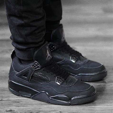 Air Jordan 4 Retro Black Cat 2020 Kick Game