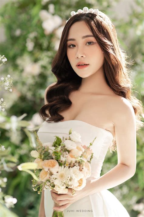 Album chụp tại phim trường 5Garden và Studio JUHI WEDDING Wedding
