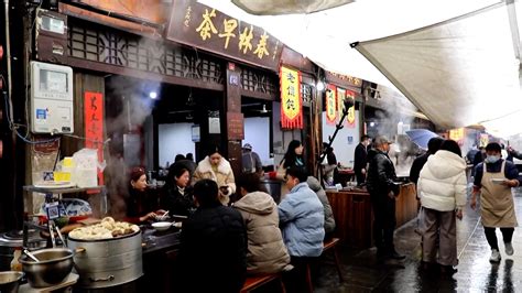 Zhejiang Street Markets Bustling Following Refined COVID 19 Response CGTN