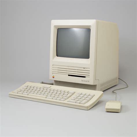 An Apple Computer Macintosh Se Model M5011 Apple Computer Inc Usa 1980s Bukowskis