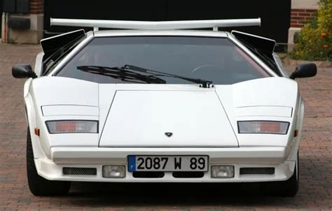 Обои тюнинг белая спойлер Lamborghini вид спереди ламборгини