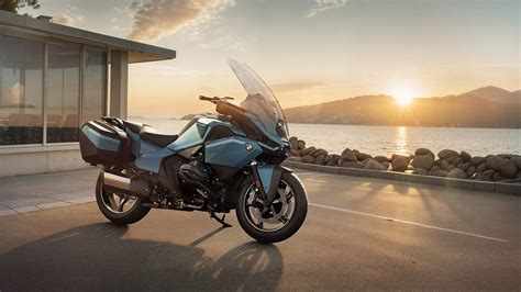 La moto Touring más vendida sube nivel con la BMW R1300RT