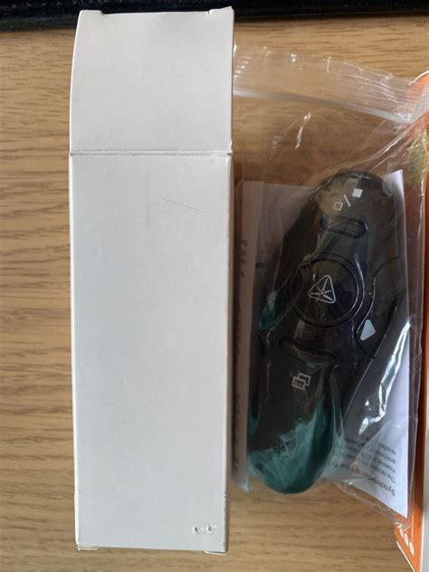 Wireless Clicker Computers And Tech Parts And Accessories Other Accessories On Carousell