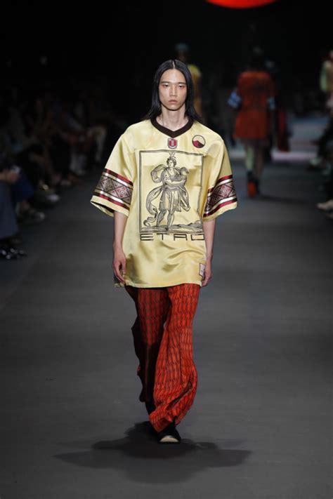 Etro Spring 2024: Discover Etroallegories – The Fashionisto