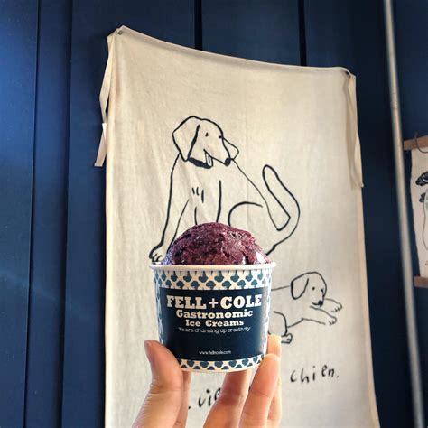 Fellcole 펠앤콜 🍦9월 9일 백산수 리이케 커피 백산수 수박 소르베비건 딸기 루바브 소르베비건 밀크 초콜릿 브라우니 솔티 캐러멜 비건 보이차