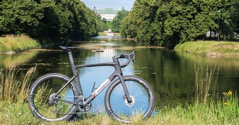 Czy drogim rowerem da się jeździć po ścieżce rowerowej Hop Cycling