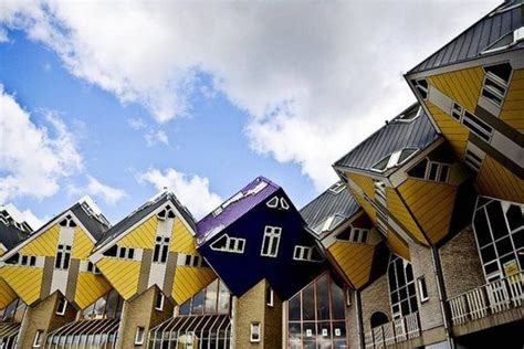 10 Most Amazing Buildings