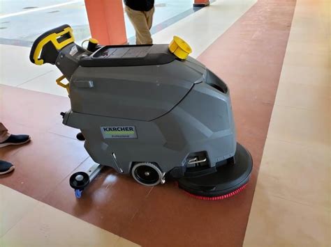 Suction Bar Scrubber Drier Class 20 Inch 1100 Watt At ₹ 232000 In