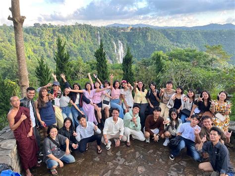 ဖောင်တ ဖောင်တော်ဦး ဘုန်းတော်ကြီးသင်ပညာရေး အထက်တန်းကျောင်း