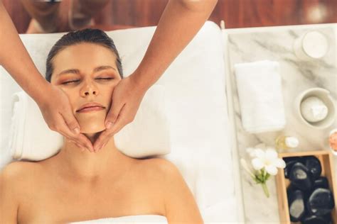 Premium Photo Panorama Top View Woman Enjoying Relaxing Antistress