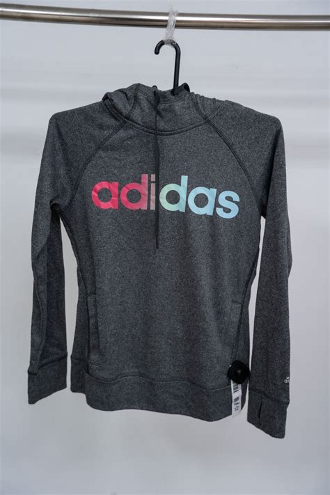 СекХонд Cеть розничных магазинов по продаже одежды и обуви из Европы формата секонд хенд