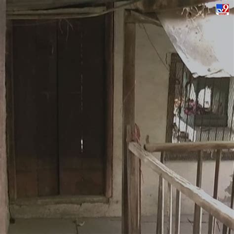 जर्जर हो चुका है सिंगर किशोर कुमार का पुश्तैनी घर तस्वीरों में देखिए