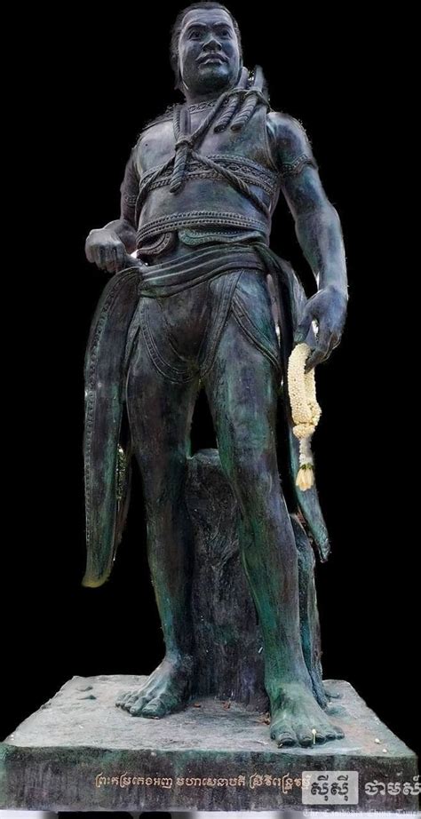 រូបសំណាក«មេទ័ពខ្មែរ១២រូបត្រូវបានសាងសង់ដើម្បីជាគំរូសម្រាប់យុវជនជំនាន់ក្រោយ សុីសុីថាមស៍