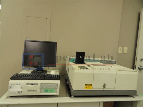 Nicolet Magna Ir 550 With Pbse Beam Splitter And Caf2 Detector