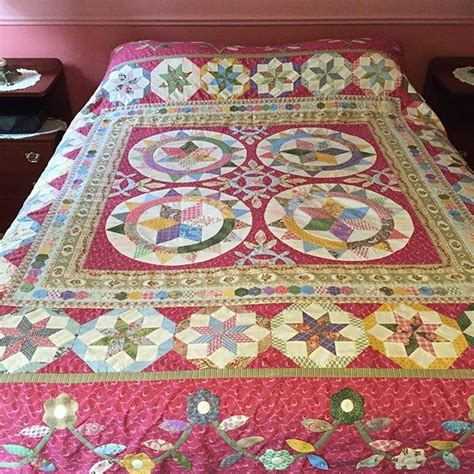 Cozy Up With This Stunning Raspberry Sorbet Quilt
