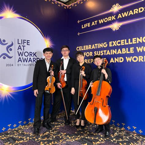 Crescendo Concert String Quartet Liveband Orchestra 在加纳共和国离婚