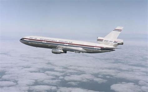 Final Boarding Mcdonnell Douglas Dc 10 Makes Last Passenger Flight Cnn