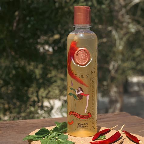Ritual Botanico Shampoo Control Caspa Con Menta Y Aji Chile 400ml