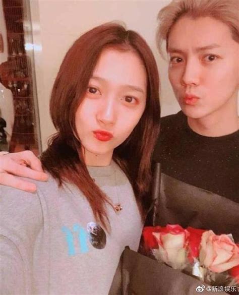 超甜蜜！关晓彤晒女友视角照为鹿晗庆30岁生日 关晓彤 鹿晗 庆生 新浪女性 新浪网