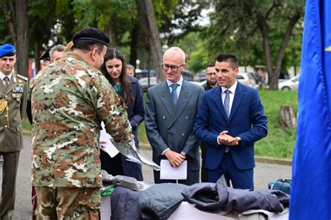 Италијанските карабинери донираа униформи и опрема за Шумската полиција