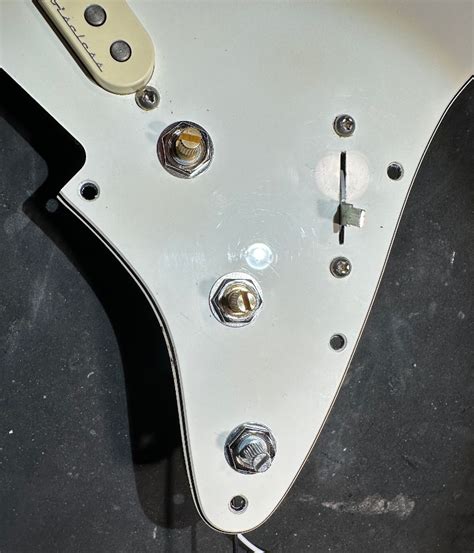 Fender Stratocaster Mid Circuit Booster Kit Installation