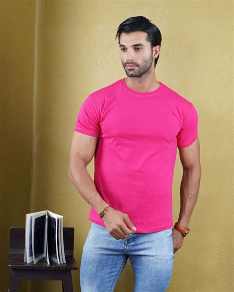 تیشرت ساده قواره اندامی بوتیک دارنو