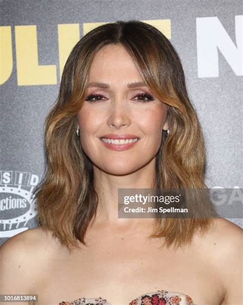 Rose Byrne August 2018 Photos And Premium High Res Pictures Getty Images