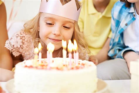 Tortas De Princesas Banco De Fotos E Imágenes De Stock Istock