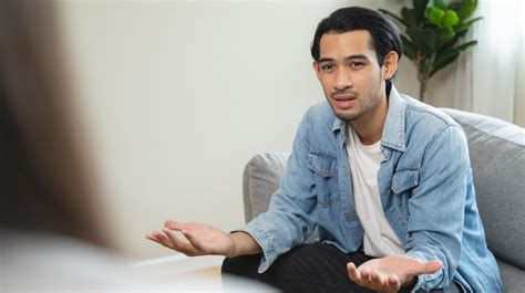 Regards Croisés Prévenir Sensibiliser Et Agir Contre Les Violences