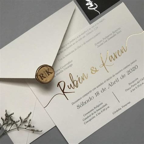 90 Frases originales para incluir en tu tarjeta de invitación de boda