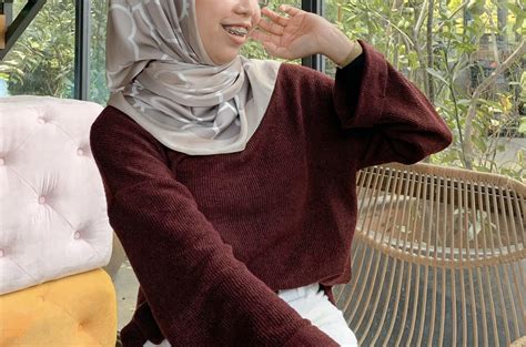 Warna Tudung Sesuai Untuk Baju Kelabu Historyploaty