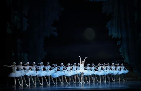 Софийска опера и балет Софийската опера се наслади на три спектакъла на балета „Лебедово езеро
