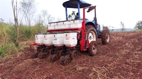 Mecanización de la Producción Local Continúa la asistencia a productores eldoradenses