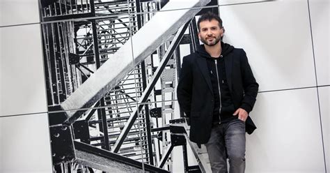 gerardo salinas dramaturgo del kvs de bruselas “la ciudad es una