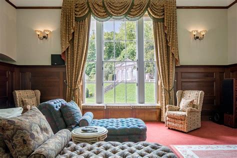 93 Acre English Estate With 1800s Manor And Palladian Orangery — Francis York